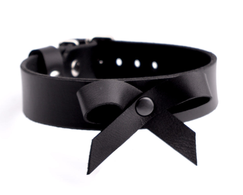 Black Leather Collar With Bow – Mercy Industries